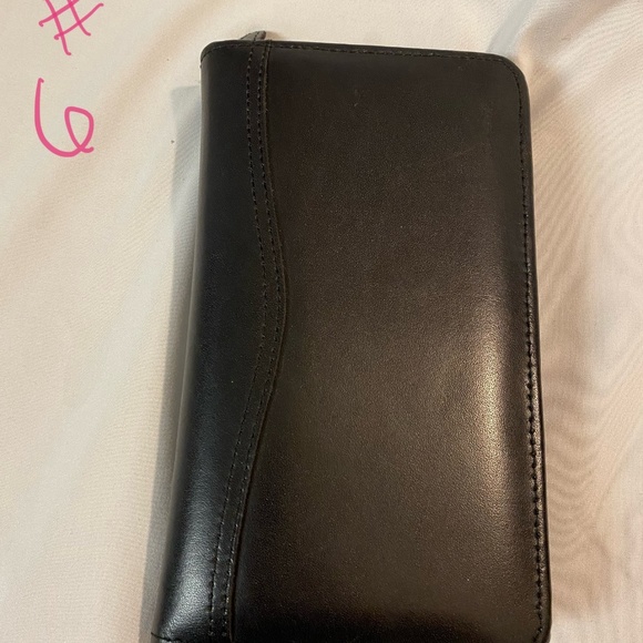 Day timer | Office | Small Black Leather Day Timer Organizer | Poshmark